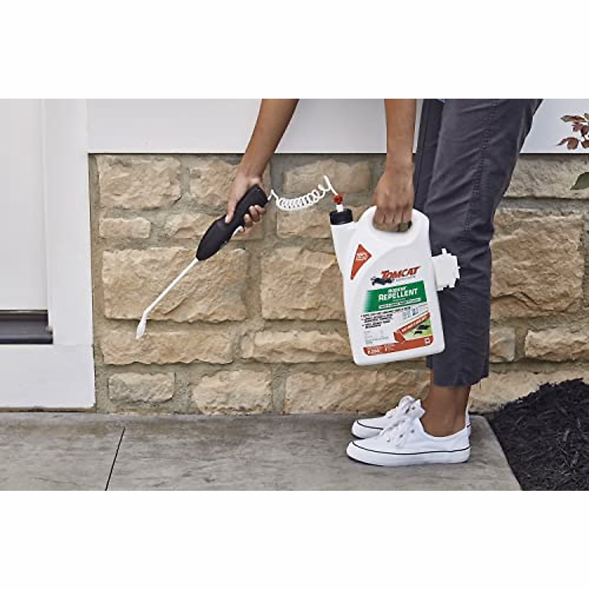 Tomcat Rodent Repellent for Indoor and Outdoor Mouse and Rat Prevention, Ready-To-Use, 1 gal.