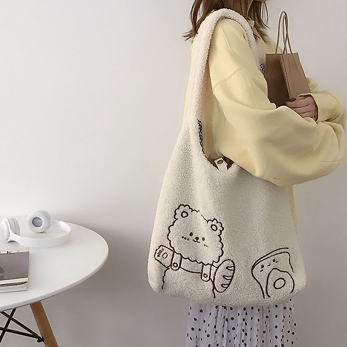 ZLM BAG US Plush Shoulder Handbag Cute Bear fluffy Tote Handbag Large faux Lamb Wool Shopping Bag