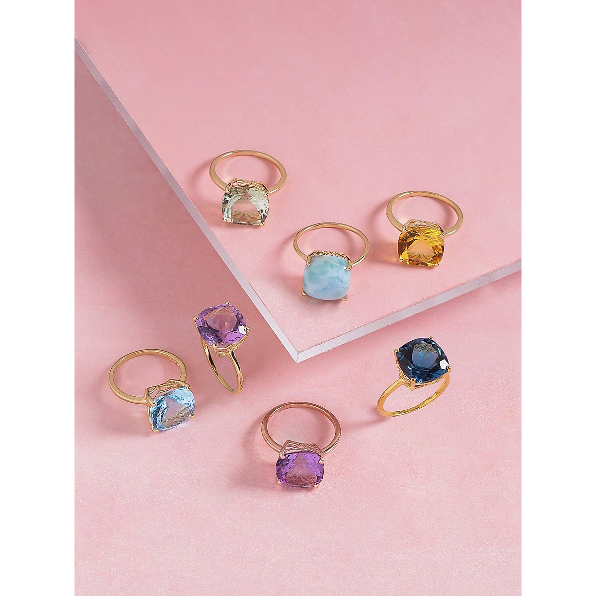 YoTreasure 10kt Yellow Gold Amethyst Solitaire Chunky Ring (Cushion, 5.85 ct. t.w.)