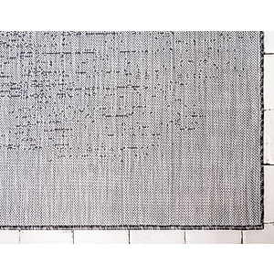 Unique Loom Outdoor Modern Collection Area Rug - Ombre (5' 1" x 8' Rectangle, Charcoal Gray/ Ivory)