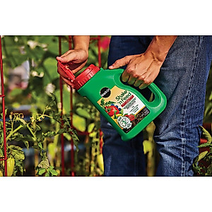 Miracle Gro 3002610 4.5 Lb Shake 'n Feed Tomato, Fruits & Vegetables 9-4-12