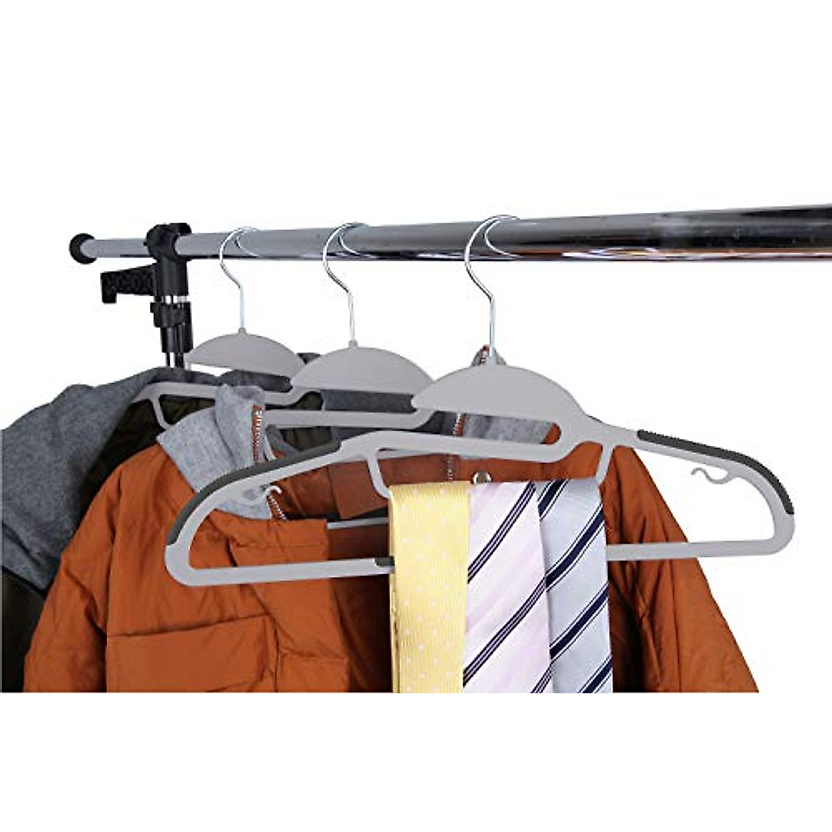 Finnhomy Heavy Duty 50 Pack Plastic Hangers, Durable Clothes Hangers with New Generation Non-Slip Pads,Space Saving Easy Slide Organizer for Bedroom Closet, Great for Shirts, Pants, Gray