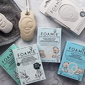 Foamie Conditioner bar Shake Your Coconut, Hair Conditioner Bar for Damaged Hair with All-Natural Eco-Friendly Ingredients, Plastic Free, Cruelty Free, Vegan Conditioner Bar for All Hair Types