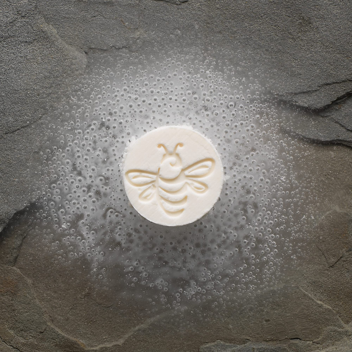 4 Handmade Raw Honey & Colloidal Oatmeal Bath Bombs with Lavender & Lemongrass Essential Oils to soothe hydrate dry skin