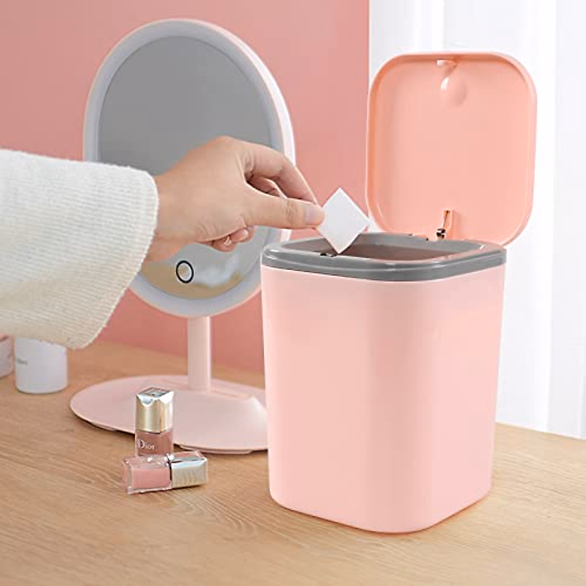 Xowine 0.5 Gallon Plastic Tiny Push-Button Trash Can, Desktop Mini Waste Can, Pink