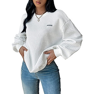 WDIRARA Women's Letter Patch Detail Round Neck Long Sleeve Oversized Sweatshirt Pullovers White M