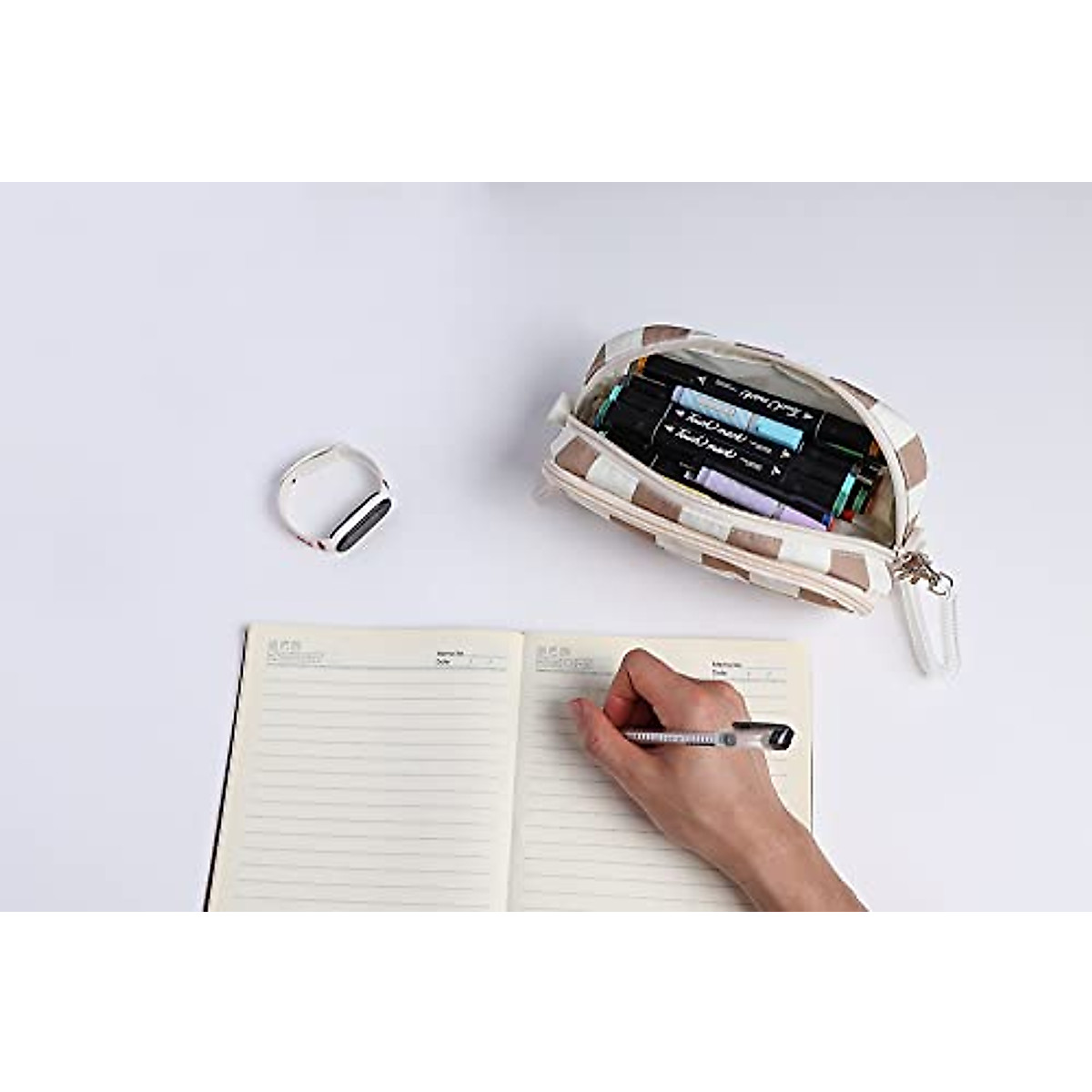 Moaneji Cute Large Capacity Pencil Pouch Aesthetic Checker Canvas Pencil Case Organizer Fashion Stationary Bag Big Pen Holder for Art Suppliers Small Makeup Bag(Brown)