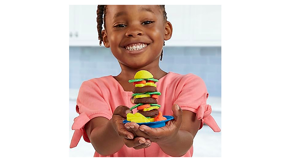 Play-Doh Busy Chef's Restaurant Playset - Fun Kitchen Toy