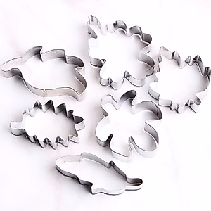 Leaf Candy Mold Cutters,Leaf Cookie Cutters,Tropical Leaves Cookie Cutter Set-6 Piece- Oak Leaf,Monstera Leaf,Fern Leaf,Tropical Leaves Cookie for summer birthday shower Forest theme cookie decoration