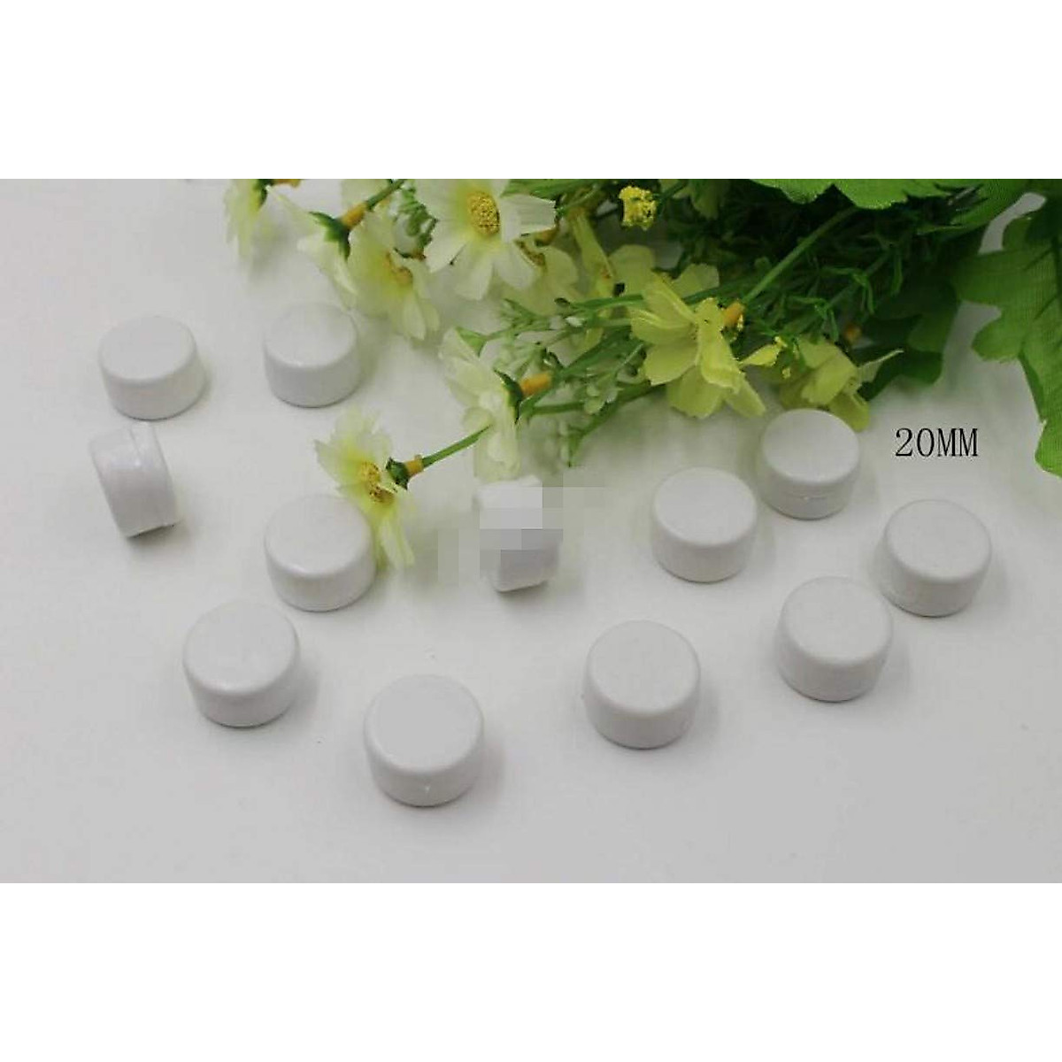 WellieSTR 200 Pcs (Dia.20mm) Baby Rattle Box Balls Jingle Bells Squeeze Sound Noise Maker Insert Squeakers for DIY Pet Toys Animal Puppet Doll Festival Decoration