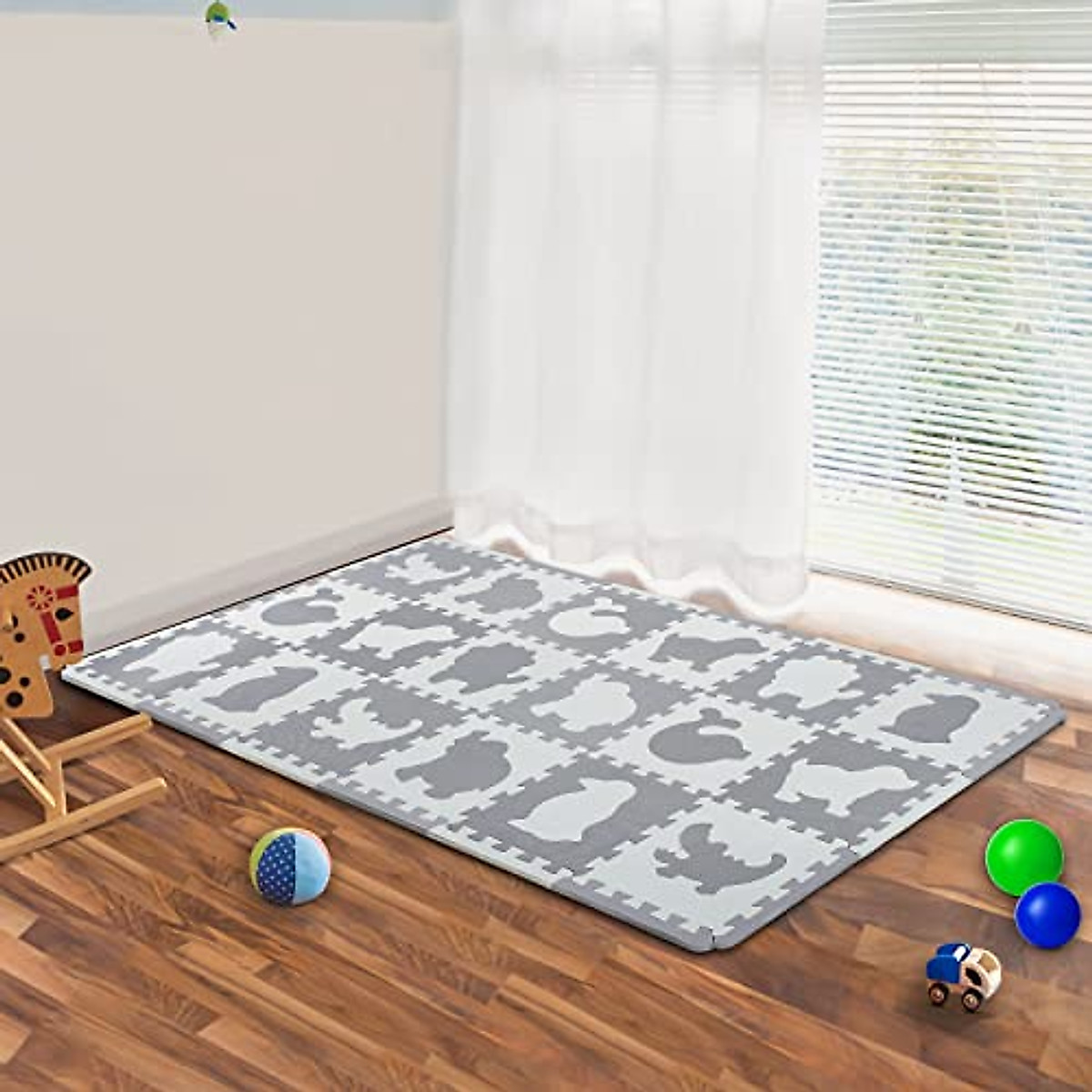 Yostrong 18 Tiles Interlocking Animal Puzzle Foam Baby Play Mat with Straight Edges for Playing - Rubber EVA Babies Crawling Mats for Floor. White, Light gray. YOP-51(AL) b18S18