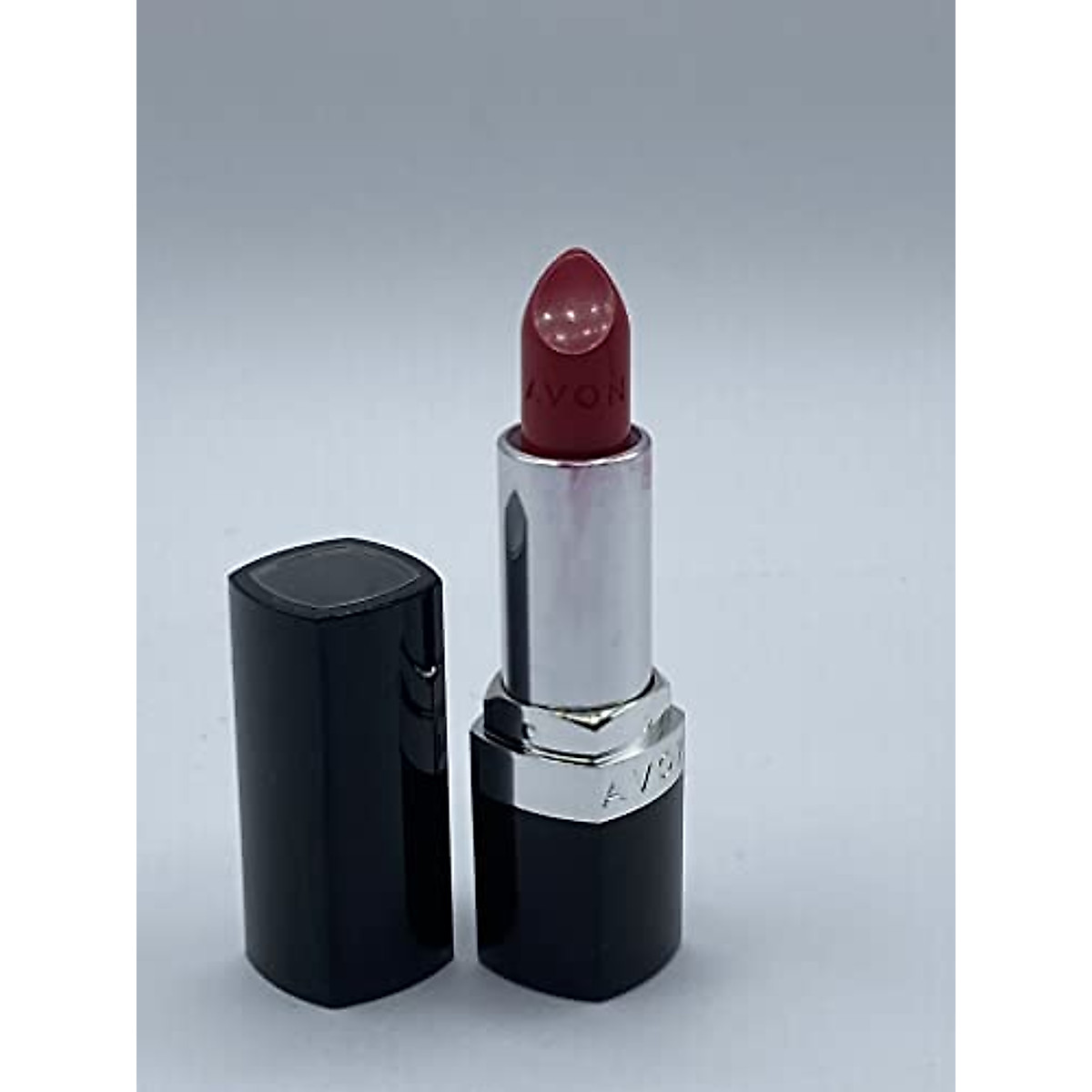 Avon Ultra Color Rich Bold Red Lipstick Ruby Shock
