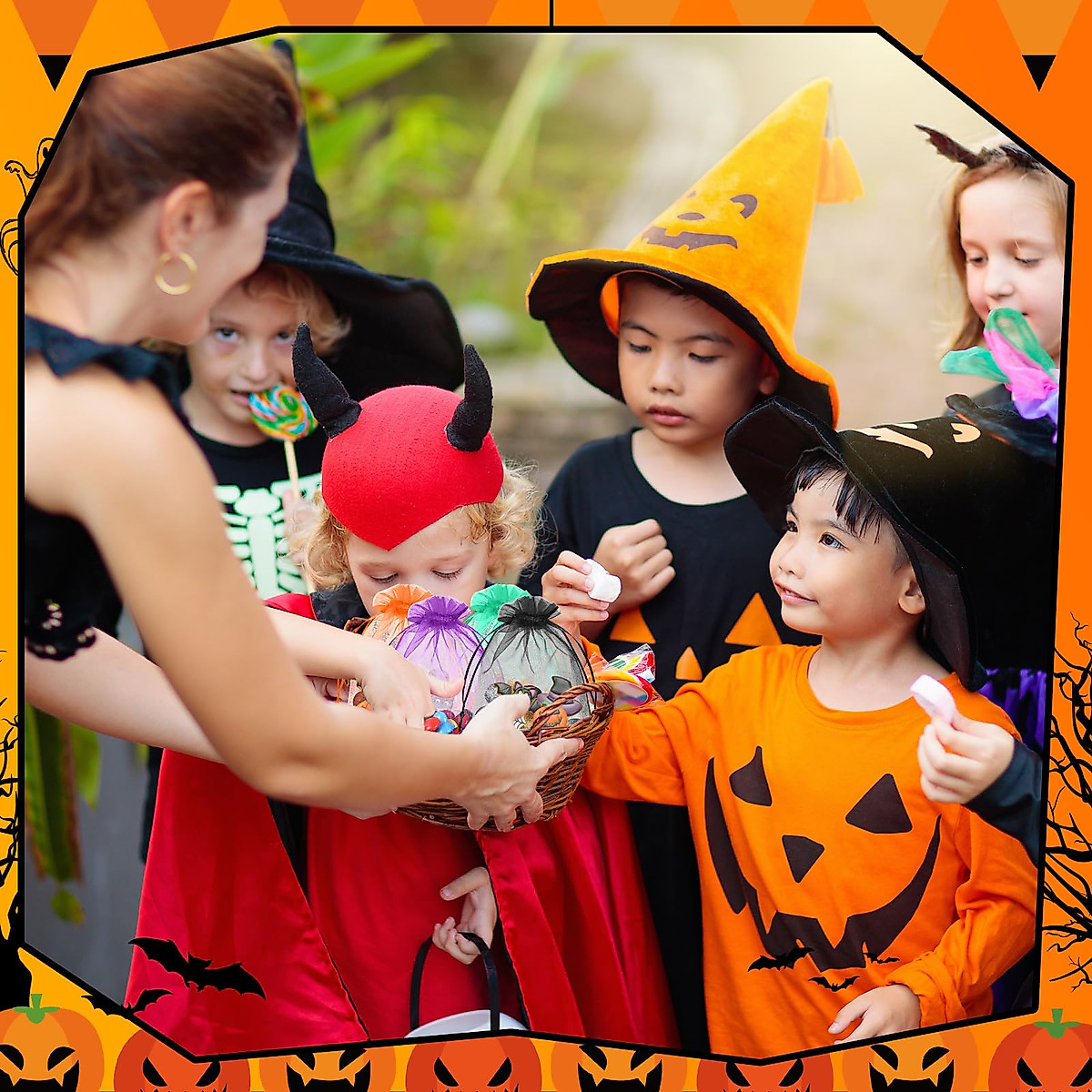 Ribbonlic 200 Pcs Halloween Organza Bags 4 x 6 Inches Small Mesh Bags Drawstring Gift Bags Bulk Halloween Goodie Bags Candy Treat Packaging Bags for Tick or Treat Halloween Party Favor