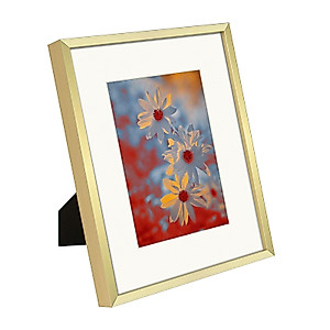 Golden State Art, Gold 8x10 Picture Frame Aluminum Displays Photos 5x7 with Mat or 8 x 10 inch Without Mat Shatter-Resistant Glass Table Top Display and Wall Mounting Photo Frame (6 Pack)