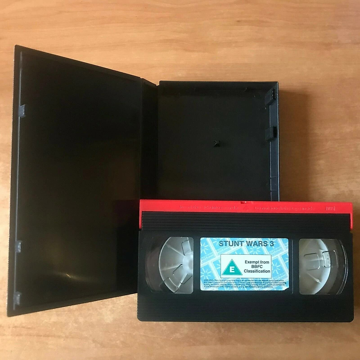 ON THE AIR. VOLUME 2 ( Programmes 4,5,6 & 7 ) [VHS]