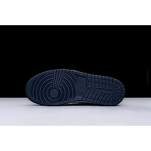 NIKE Men's Basketball Shoes, White White MTLC Gold Obsidian 174, 9