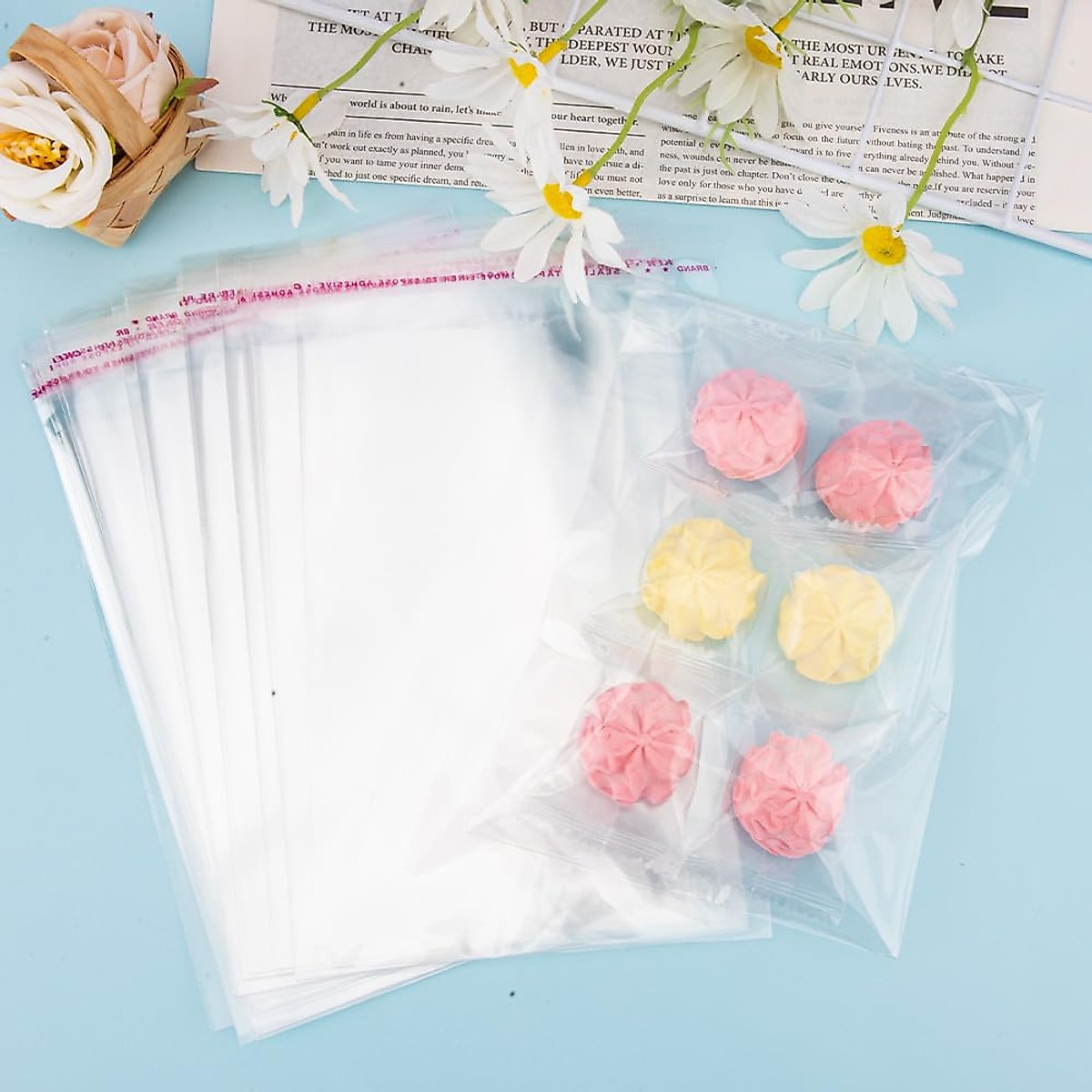 Cellophane Bags, Cookie Bags, 5x7 Inch Self Sealing Cellophane Bags, 100 PCS Cellophane Treat Bags, Resealable Clear Plastic Cello Gift Bags for Candy, Bakey, Pastry, Decorative Wrappers, Party Favors