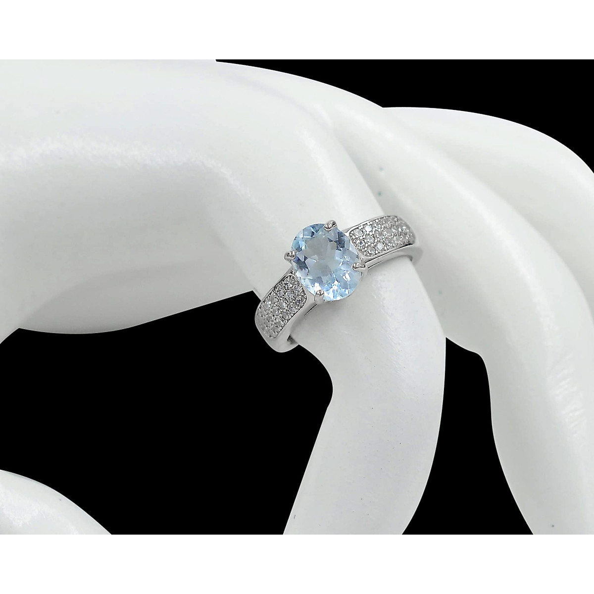 9X7 MM Natural Deep Color Aquamarine Gemstone 925 Sterling Silver March Birthstone Solitaire Unisex Promise Ring For Engagement (Rhodium Plated Silver, 6.5)