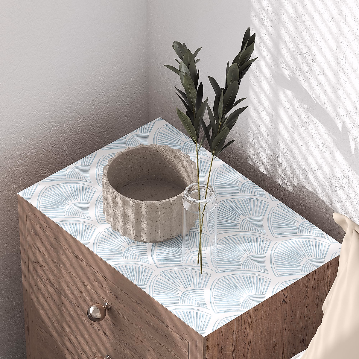 Modern Peel and Stick Wallpaper 17.3''×78.8'' Self Adhesive Wallpaper Blue and White Decorative Contact Paper Boho Removable Wall Paper for Bedroom Waterproof Wallpaper Bathroom Cabinets Decor Vinyl