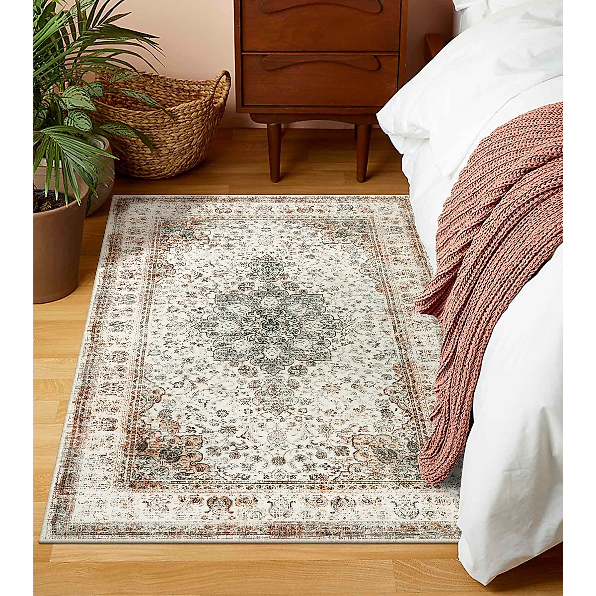 Moespace Oriental Area Rug - 3x5 Washable Rug Boho Non-Slip Indoor Rug for Kitchen Entryway, Low-Pile Front Door Mat Print Distressed Accent Rug for Bedroom Entry Foyer Laundry, Taupe
