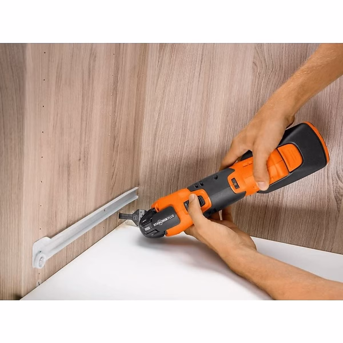 Fein Multimaster Tool AMM 500 Plus Select Oscillating Tool - 18V Battery-Powered Cordless Multi Tool for Interior Work and Renovation - Includes Tool, 1 Universal E-Cut Blade, and Case - 71293362090
