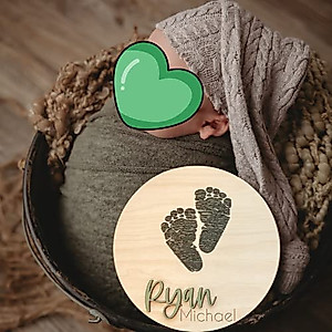 NAZENTI Personalized Wooden Baby Name Announcement Signs, Custom Baby Name Sign, Birth Announcement And Footprint Sign For Hospital, Baby Girl Or Boy, Welcome Signs, Baby Arrival Sign, Baby Shower Gifts (#Design 5)