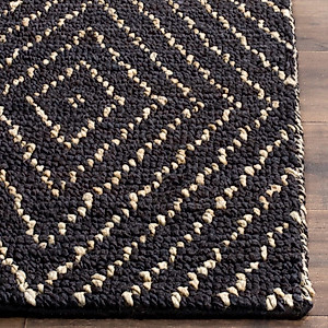 SAFAVIEH Bohemian Collection Accent Rug - 4' x 6', Black & Ivory, Handmade Moroccan Tribal Jute, Ideal for High Traffic Areas in Entryway, Living Room, Bedroom (BOH702A)