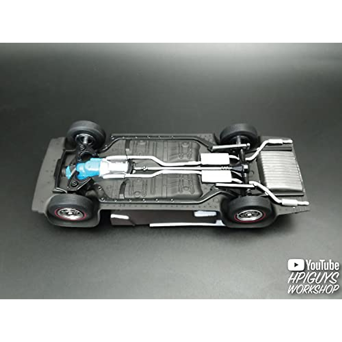 AMT 1968 Pontiac GTO Hardtop Craftsman Plus 1:25 Scale Model Kit