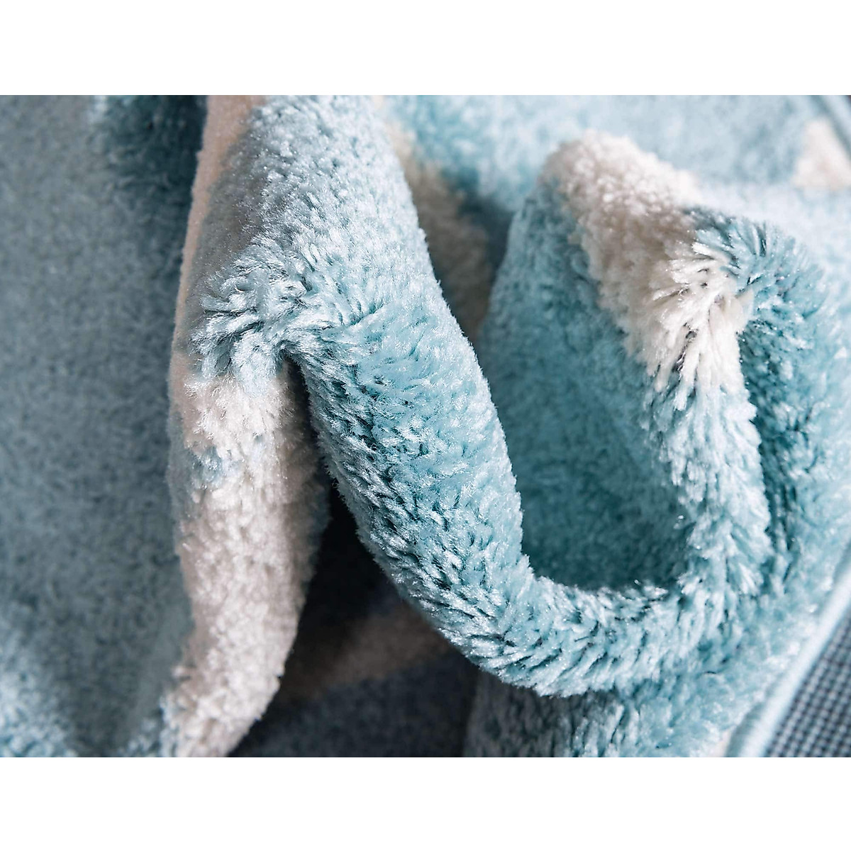 Unique Loom Trellis Frieze Collection Area Rug - Rounded (5' 1" x 8', Light Blue/ Ivory)