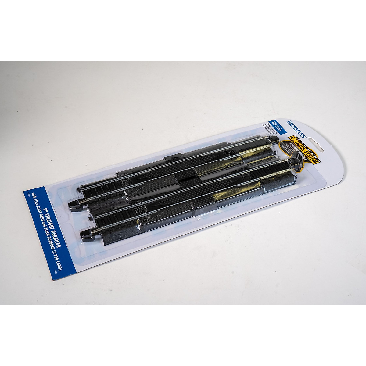 Bachmann Trains - Snap-Fit E-Z TRACK 9” STRAIGHT RERAILER (2/card) - STEEL ALLOY Rail With Black Roadbed - HO Scale