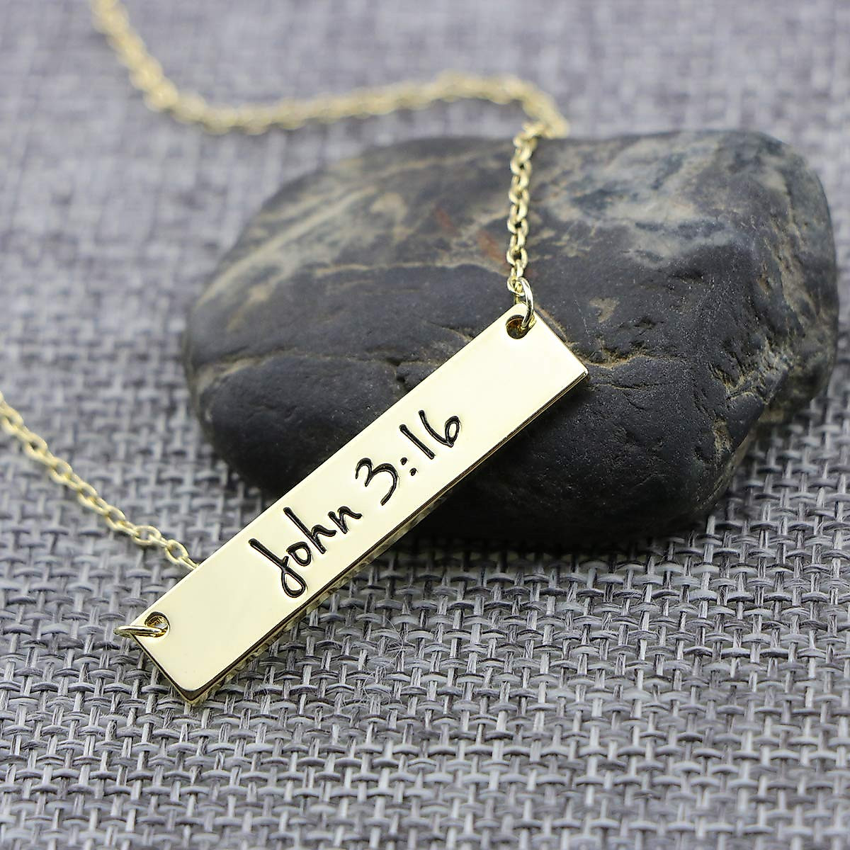 Memgift Inspirational Christian Gifts for Women Personalized Bible Verse Pendant Necklace Motivational Christmas Jewelry