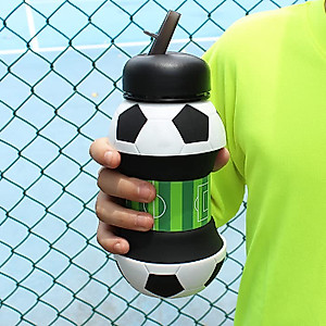 Louis Donné 12.4 x 10.3 x 9.7 cm folding silicon Soccer Water Bottle 100 percent food grade Collapsible Soccer Toddler Water Bottle with Carabiner for School outdoor Birthday Gifts for Boys and Girls