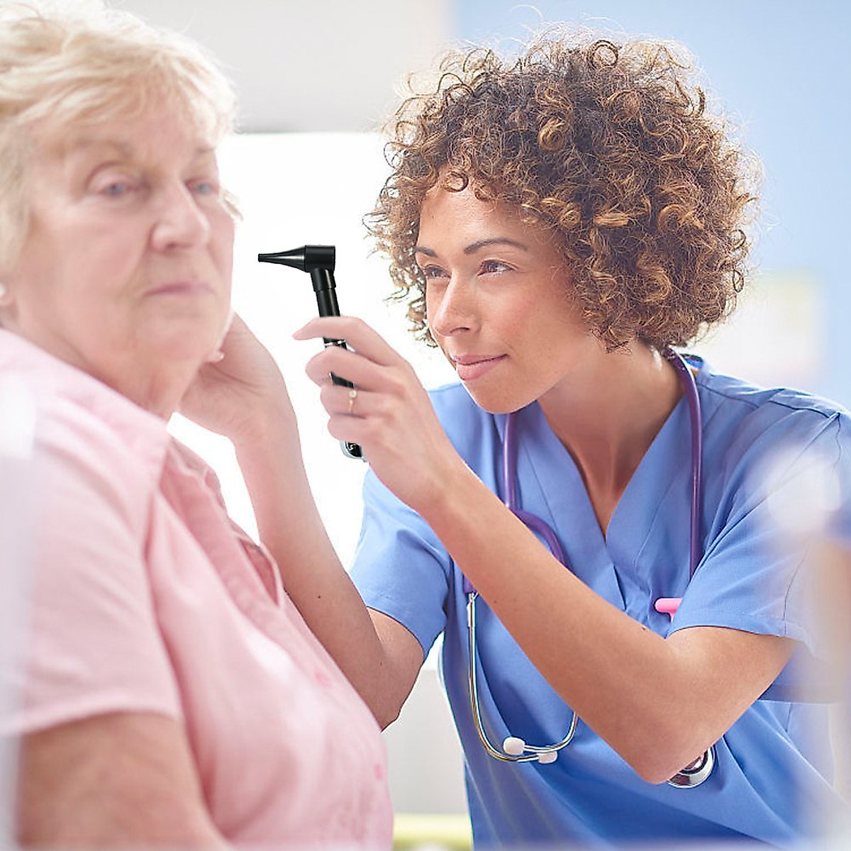 ZJchao Clip Otoscope, LED Penlight Otoscope Adult Child Professional Home Ear Care Magnifying Lens Flashlight Light Pen with 5 Sized Speculas Head