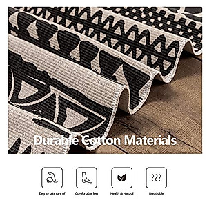 SIMPLEOPULENCE Boho Cotton Area Rug 24'' x 36'' for Bedroom, Hand Woven Bathroom Rug with Tassels, Accent Machine Washable Door Mat, Geometric Decorative Throw Rug for Kitchen, Porch, Outdoor