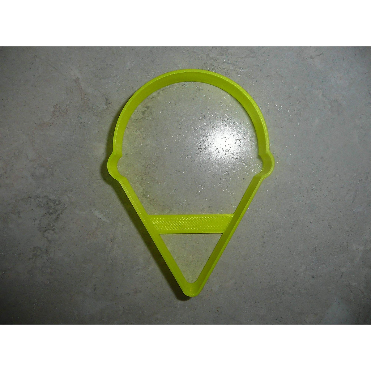 SNOW CONE OUTLINE SHAVED ICE FROZEN DESSERT SUMMER TREAT COOKIE CUTTER MADE IN USA PR3766