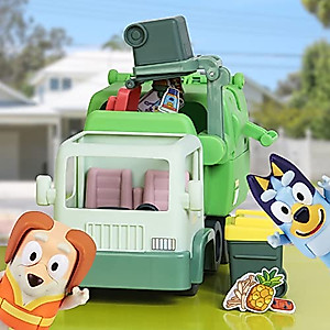 Garbage Truck - 2.5" Bluey and Bin Man poseable Figures with Playset, Multicolor