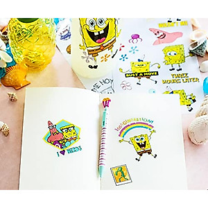 Silver Buffalo SpongeBob SquarePants Happy Laugh Flowers 32-Ounce Twist Spout Water Bottle And Sticker Set | BPA-Free Plastic Sports Jug