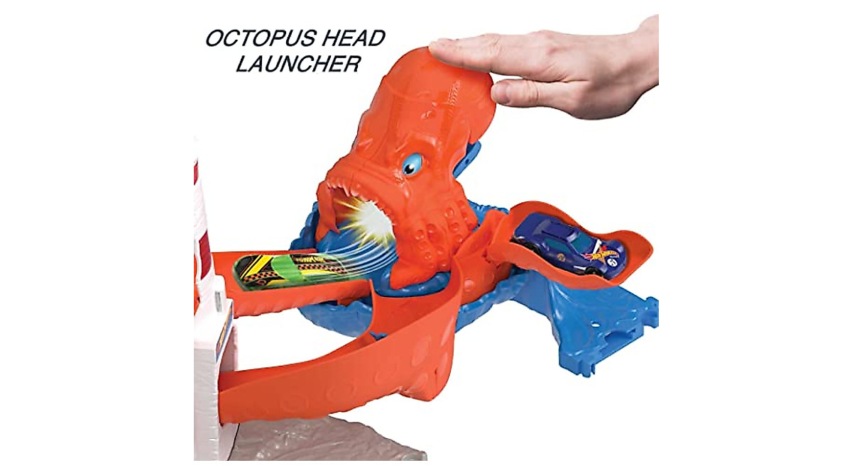 Hot Wheels Octopus Invasion Track Set - Exciting Fun!