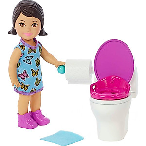 Barbie Skipper Babysitters Inc Doll & Accessories Set with Brunette Doll in Butterfly Dress, Potty & Bathroom-Themed Pieces