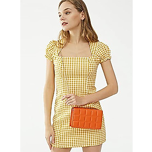 YIKOEE Quilted Chain Mini Shoulder Purse for Women (Orange)