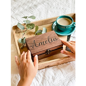 Personalized wooden name box for memories, keepsake - Christmas gift, present for Him, Boyfriend, Boy, Guy, Groomsmen, Friend for Birthday