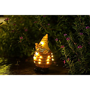 Garden Gnome Statue Decor Bee Solar Gnome Figurine in Resin Bucket with Solar LED Lights Garden Gnome Decoration for Patio Yard Lawn Porch Garden Gifts