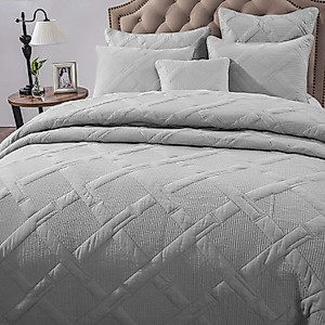 Tache Solid Light Grey Silver Soothing Pastel Soft Cotton Geometric Diamond Stitch Pattern Lightweight Quilted Bedspread 3 Piece Set, King