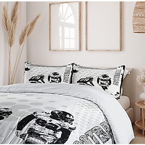 Ambesonne Sports Duvet Cover Set, Grungy American Football Image International Team World Cup Kick Play Speed Victory, Decorative 3 Piece Bedding Set with 2 Pillow Shams, Queen Size, White Charcoal