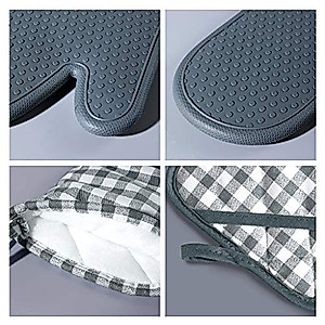 HMHP, Silicone Oven Mitts and Pot Holders 4pcs Sets Kitchen Oven Gloves High Heat Resistant Long Non-Slip Oven Mitt with Quilted Liner and Cotton Hot Pads Potholders Kitchen Baking Cooking (Grey)