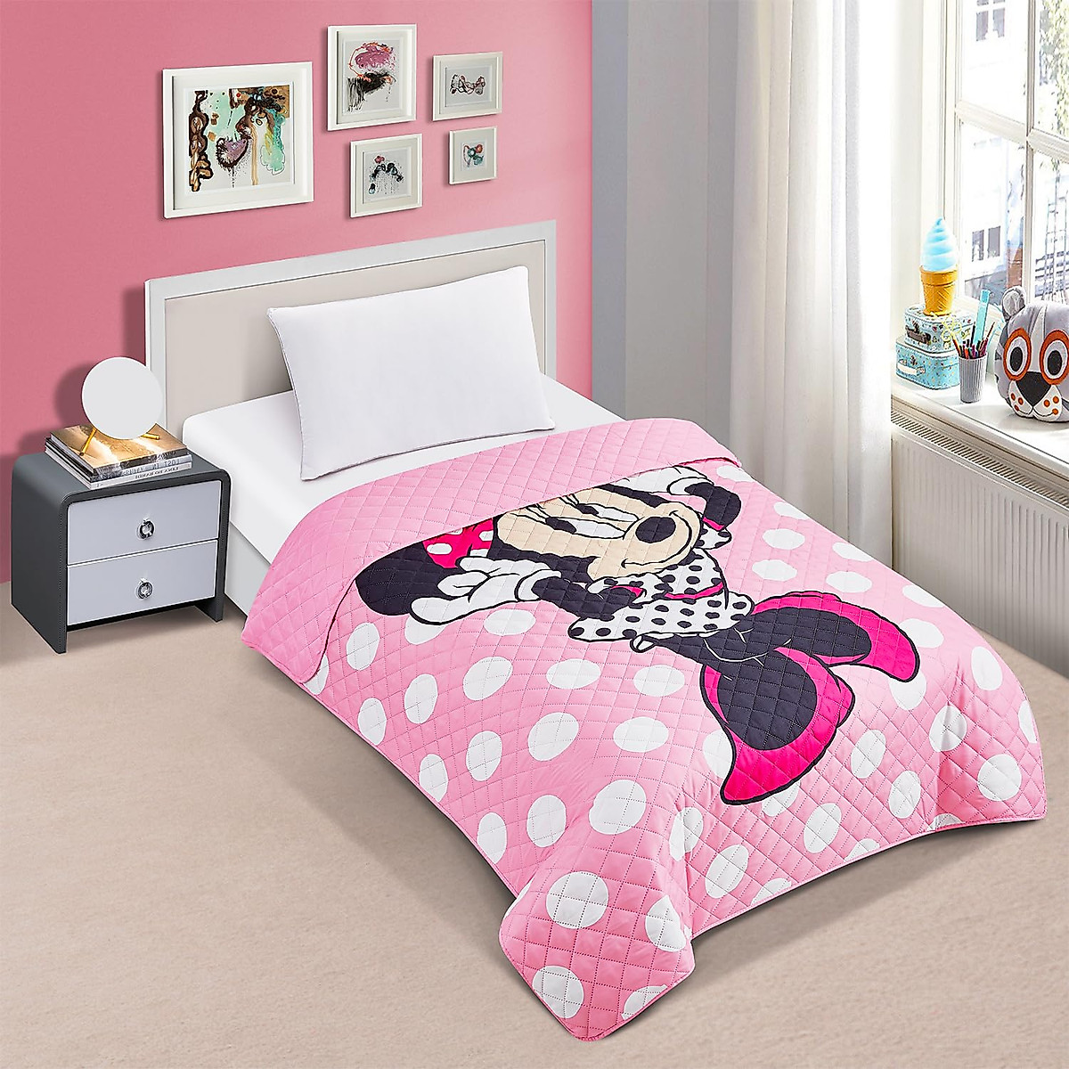 Minnie Mouse Bedspread Twin Set for Kids - Bundle with Minnie Mouse Quilted Bedspread for Twin Bed Plus Stickers, More | Minnie Mouse Twin Bedding Set for Girls