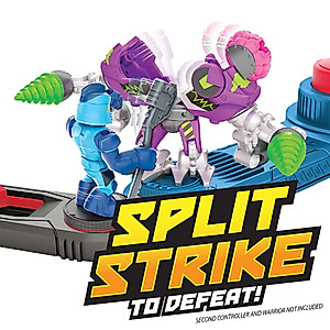 Akedo - Ultimate Arcade Warriors Battle Giants Versus Pack - Drillborg VS Alphawolf - Mini Battling Action Figures Ready, Fight, Split Strike For Ages 6+