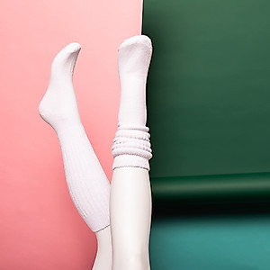 HOT FEET Women's Slouch Socks 2-Pack - Cozy Cotton Blend Scrunch Boot Socks, Long Slouchy Scrunchy Calf Socks, Sizes 4-10, White & Black