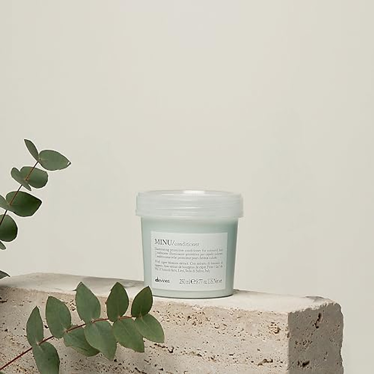 Davines Minu Conditioner, 8.77 fl. oz.