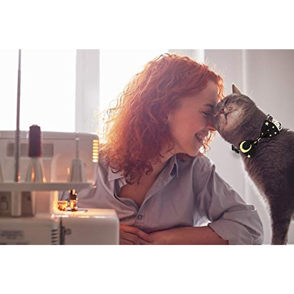 2 PCS Breakaway Cat Collar with Bow Tie and Bell Golden Moon Glowing Star in The Dark for Kitten(Black&Purple)